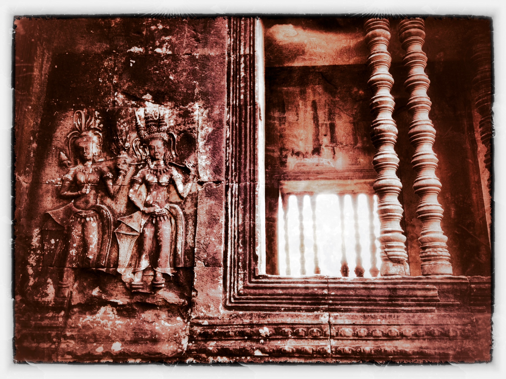 Apsaras in window – Angkor Wat | The Greenery